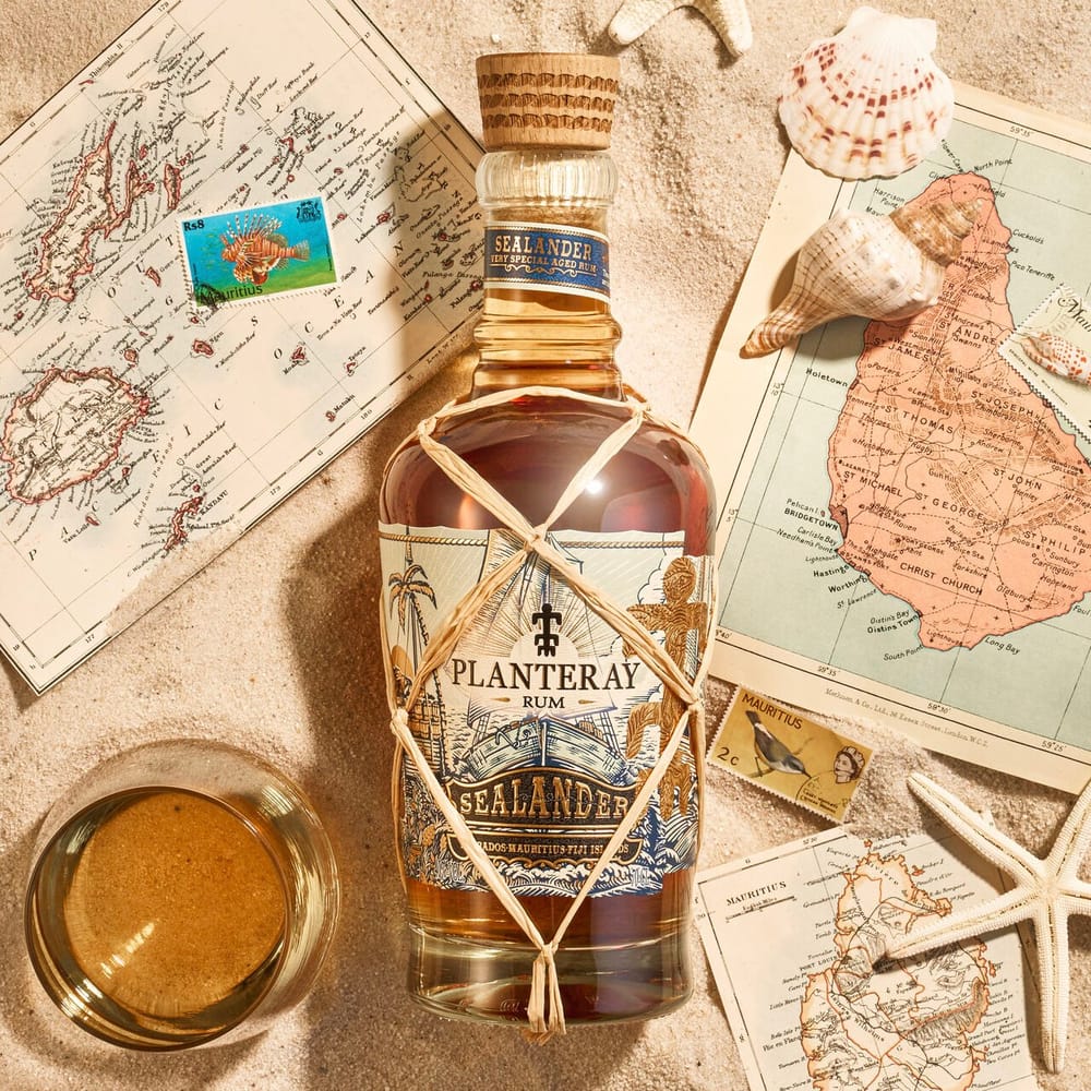 Planteray makes its rum bottles lighter!